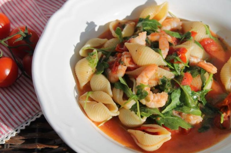 Pasta med rejer og tomater | La Dolce Vita - mit middelhavskøkken